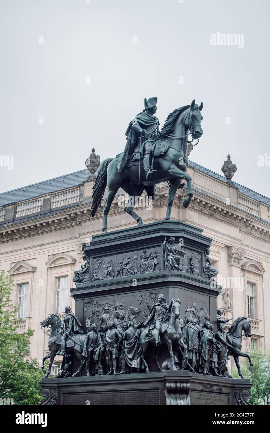 Frederick the great statue hi-res stock photography and images - Alamy