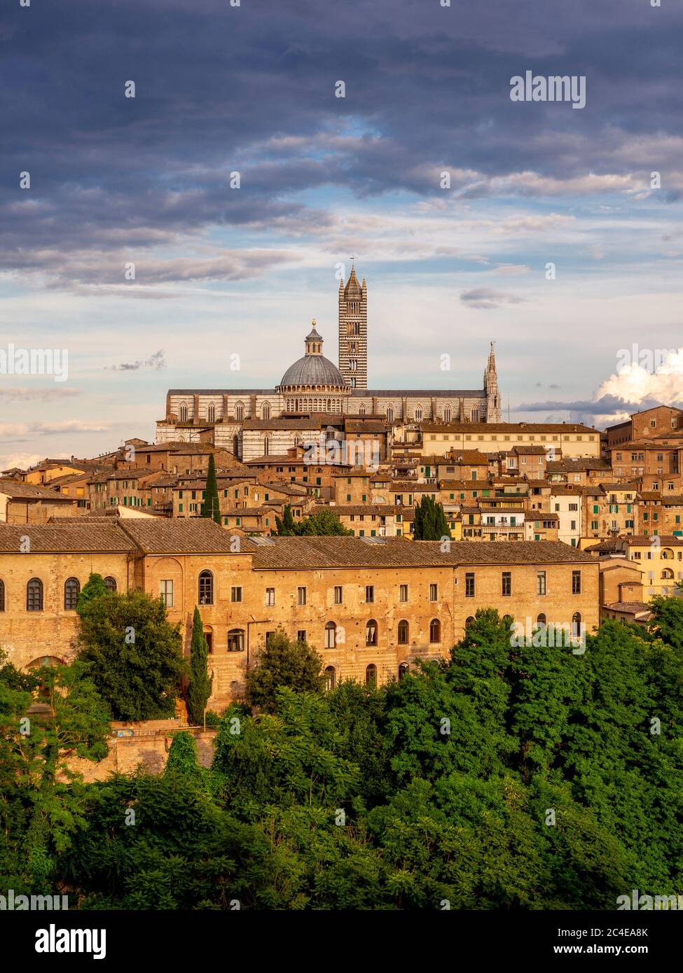 Siena roofs hi-res stock photography and images - Alamy