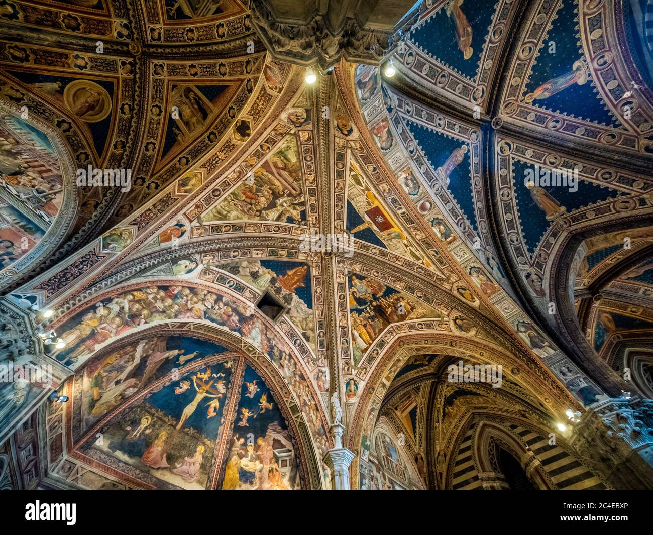 Ceiling frescoes italy hi-res stock photography and images - Alamy