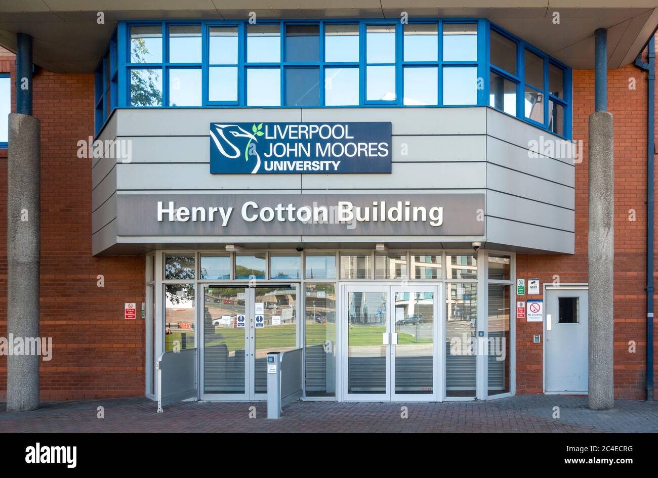 The entrance to the Henry Cotton Building of Liverpool John Moores ...