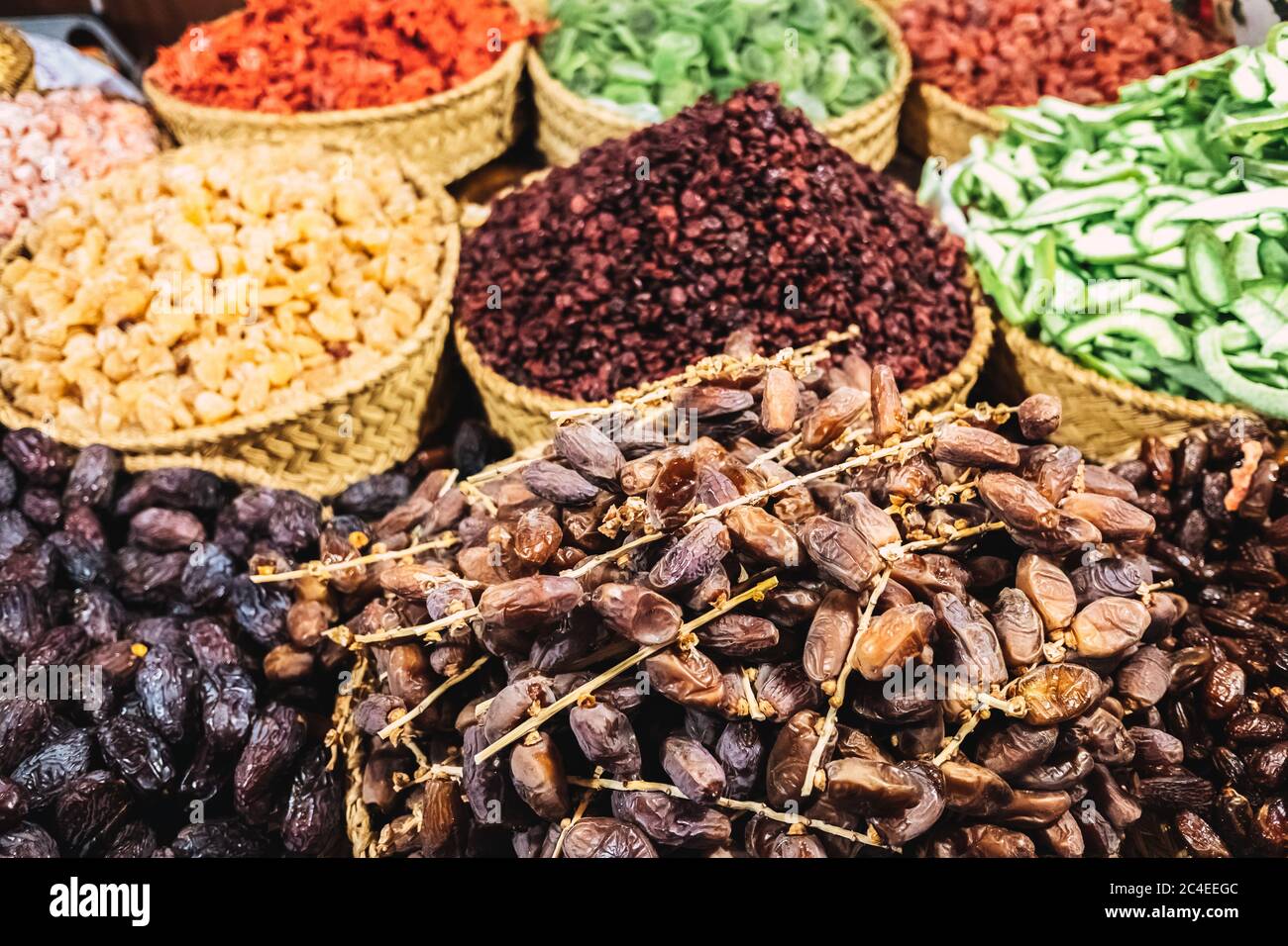 Pile of dates and nuts for sale at a natural food stall Stock Photo - Alamy