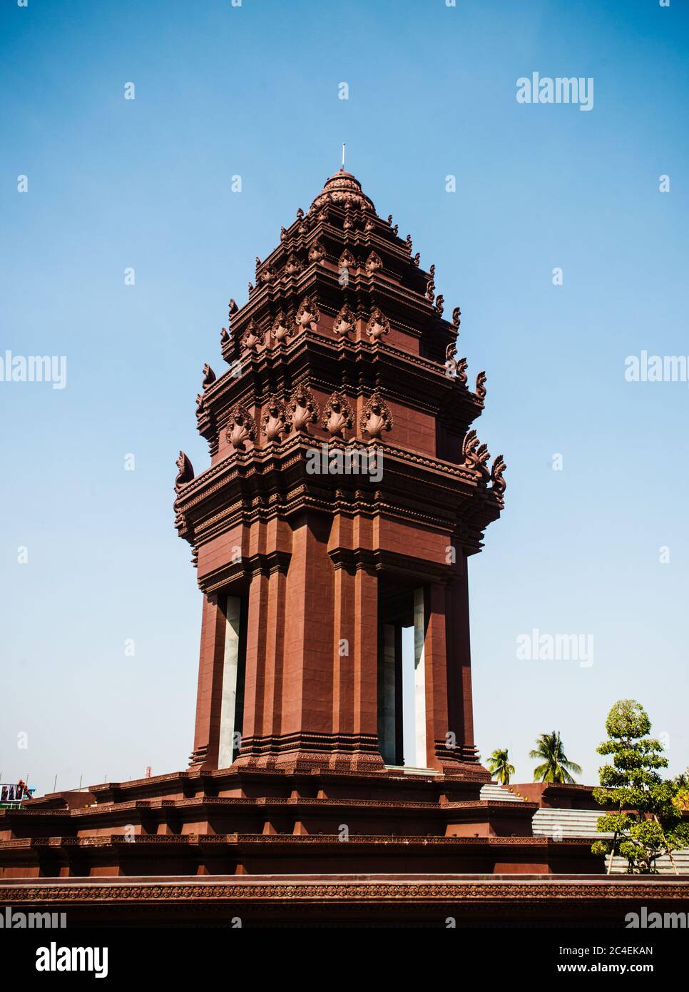 Independence Monument, Phnom Penh, Cambodia, Southeast Asia Stock Photo ...