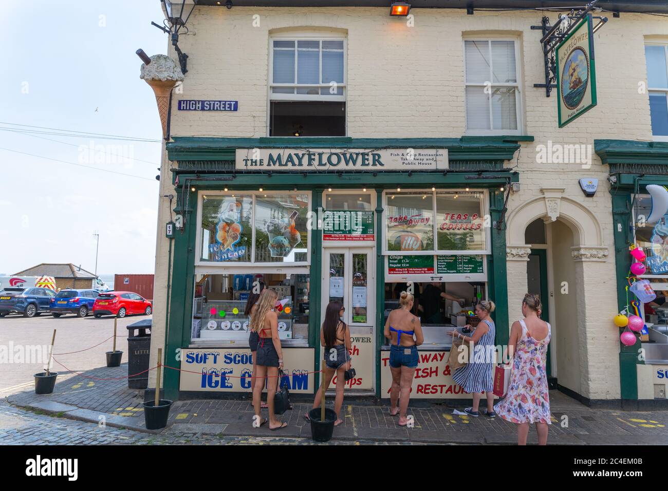 Leigh-on-Sea, UK. 26th Jun, 2020. A group of casually dressed people ...