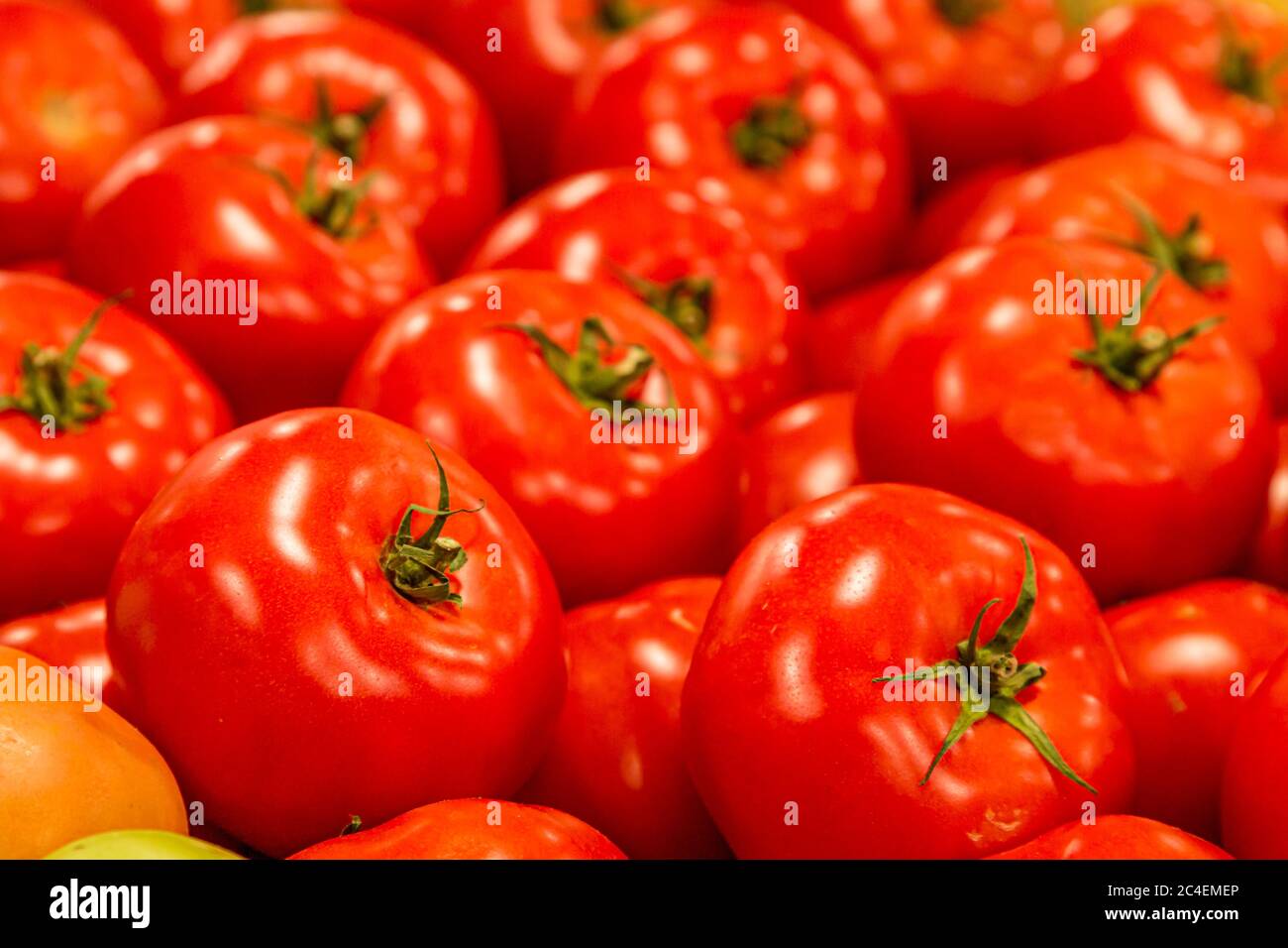 Fruit vegetable stall display bright hi-res stock photography and ...