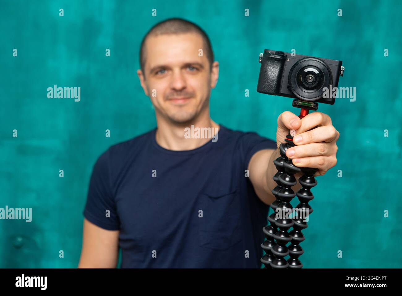 Camera tripod hi-res stock photography and images - Alamy