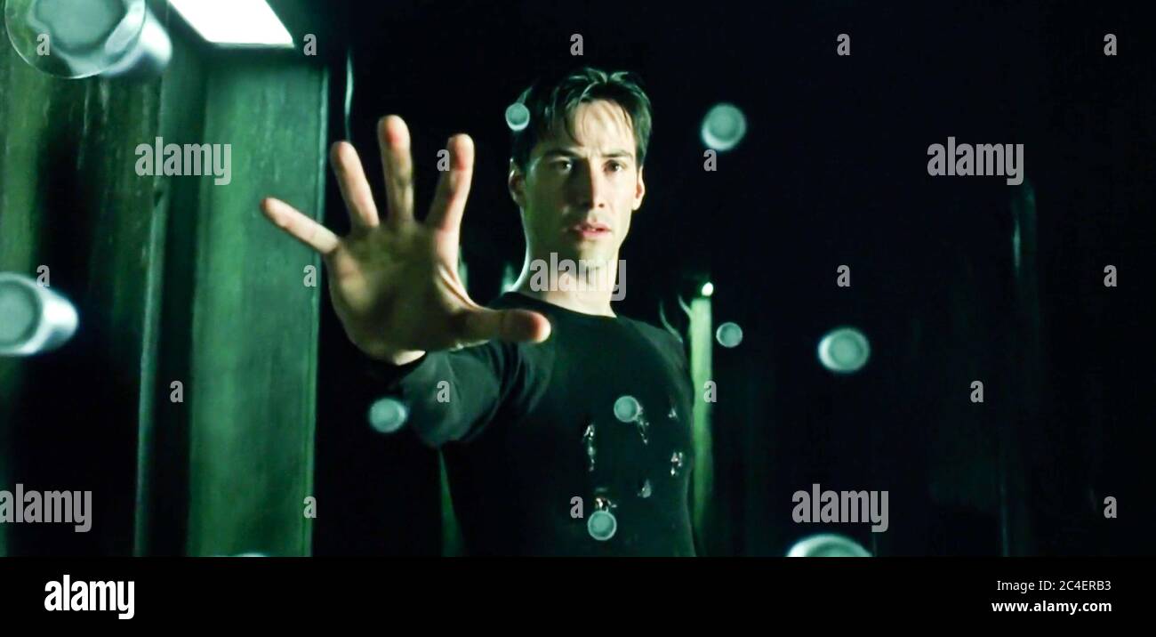 USA. Keanu Reeves in a scene from the ©Warner Bros film : The Matrix ...
