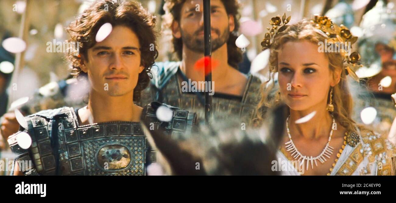 USA. Diane Kruger and Orlando Bloom in a scene from the ©Warner Bros film : Troy (2004) Plot: An ...