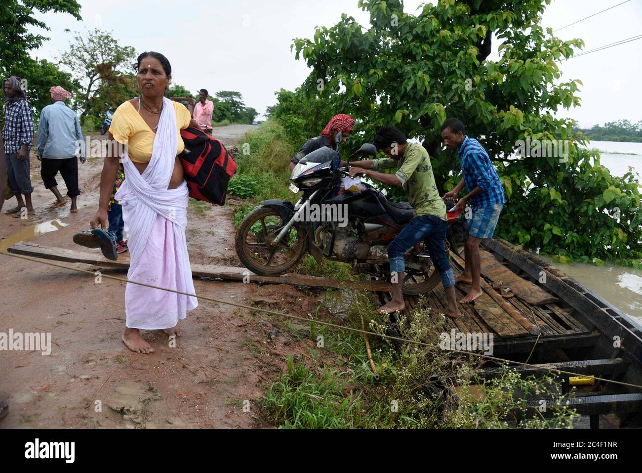An indian village on the move hi-res stock photography and images - Alamy