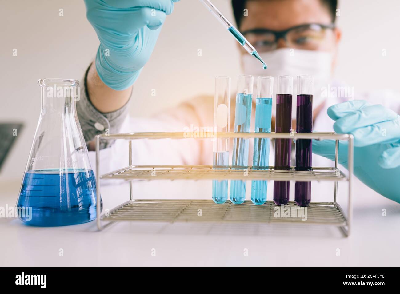 Chemistry dropper researching science lab hi-res stock photography and ...