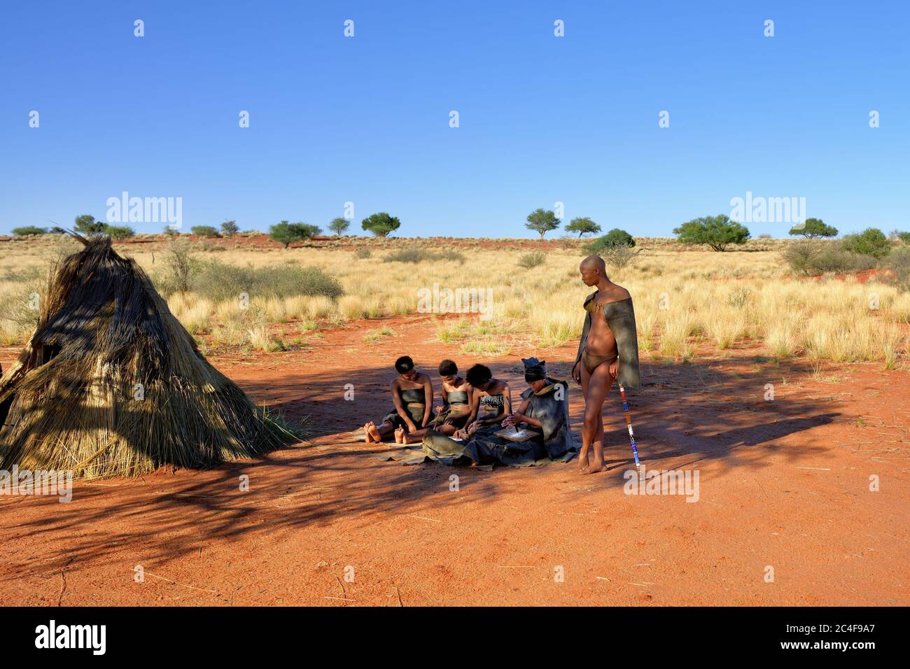San people saan known bushmen hi-res stock photography and images - Alamy