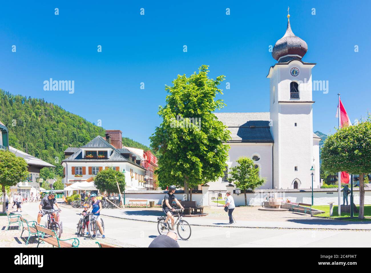 Strobl church hi-res stock photography and images - Alamy