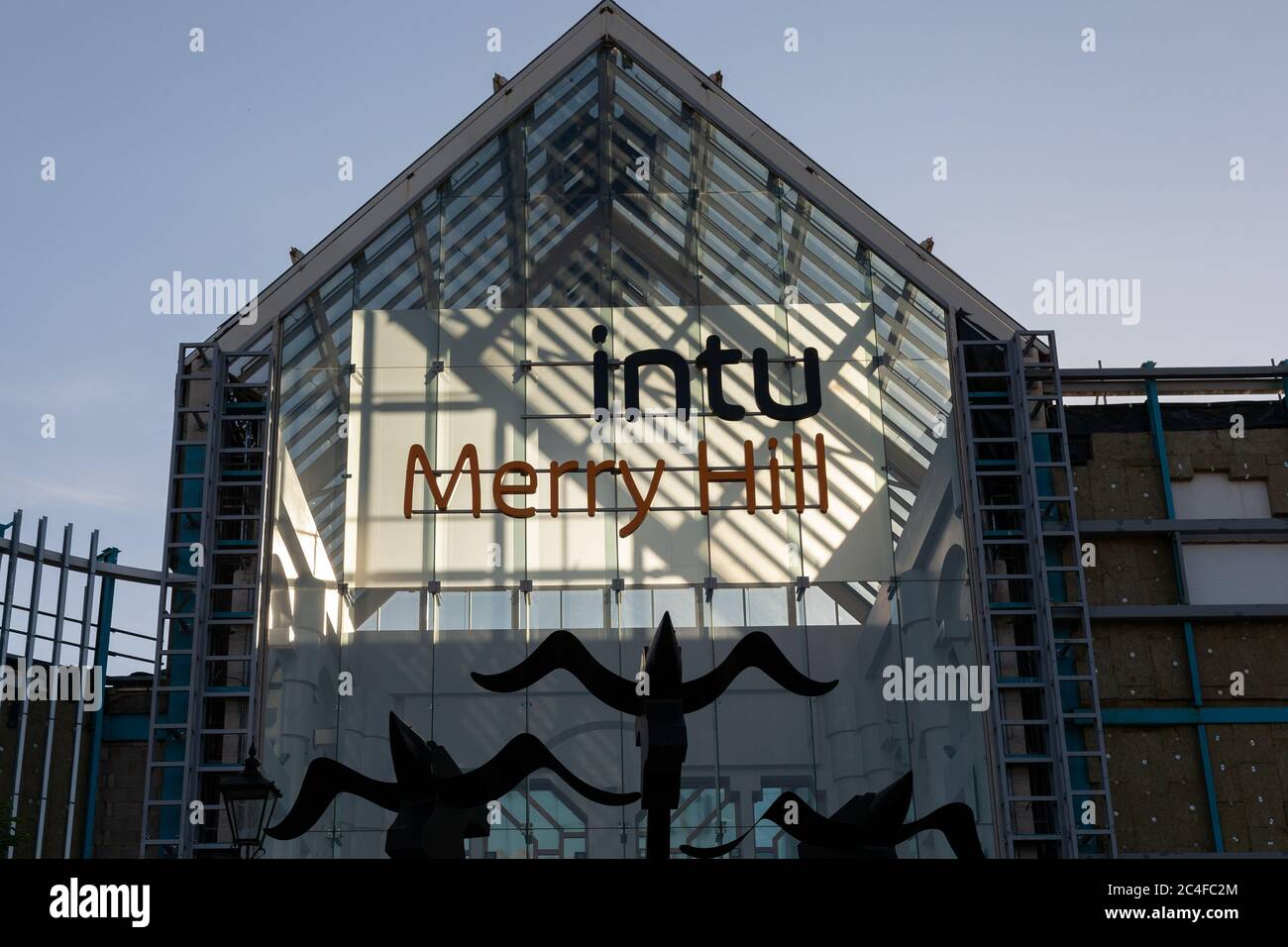 Retail economy hi-res stock photography and images - Alamy