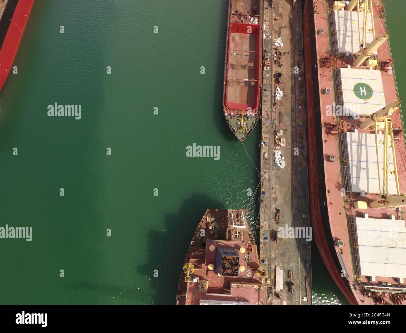 repair vessels hull (ship, tanker) in shipyard Stock Photo - Alamy