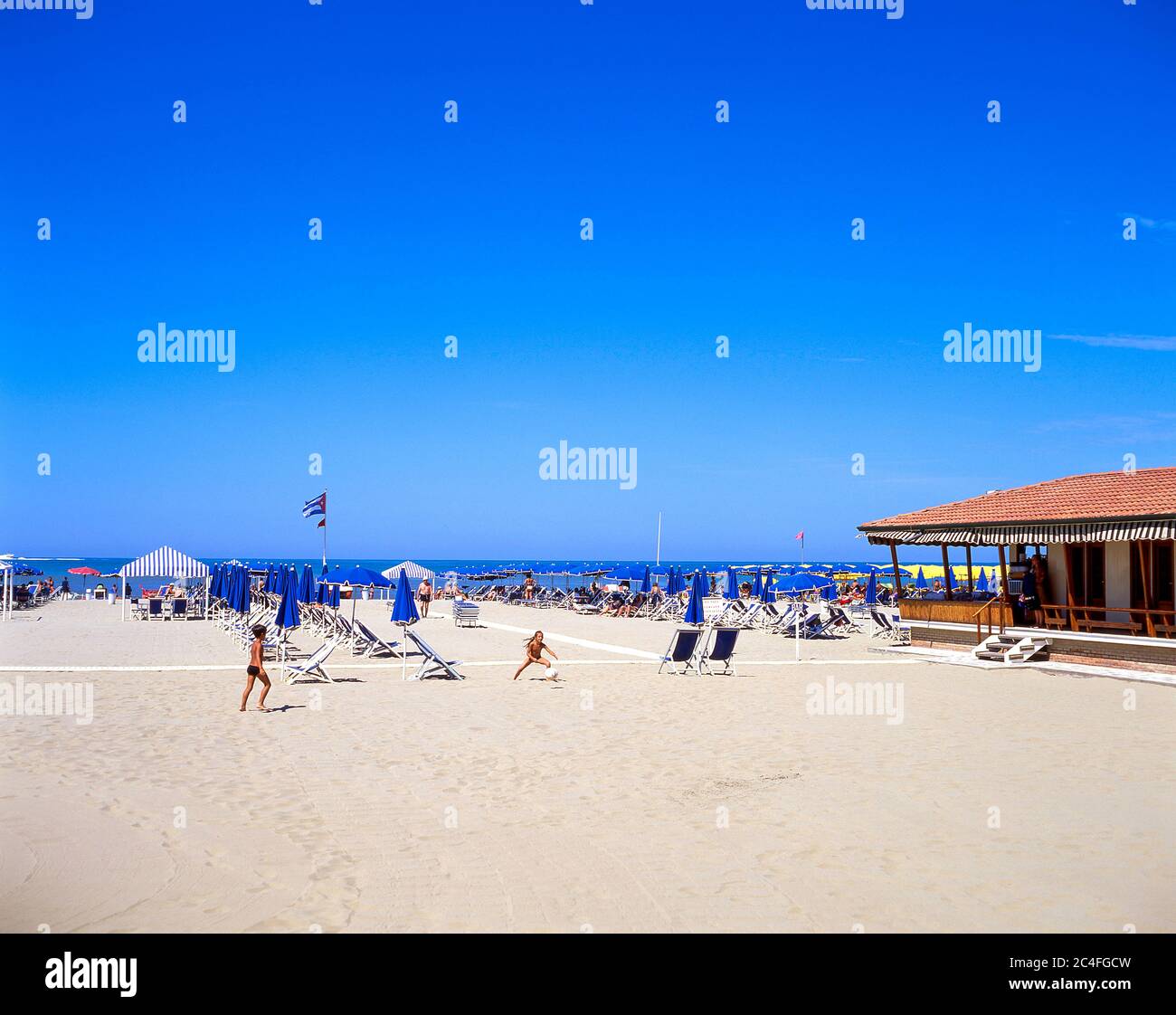 Viareggio italy beach hi-res stock photography and images - Alamy