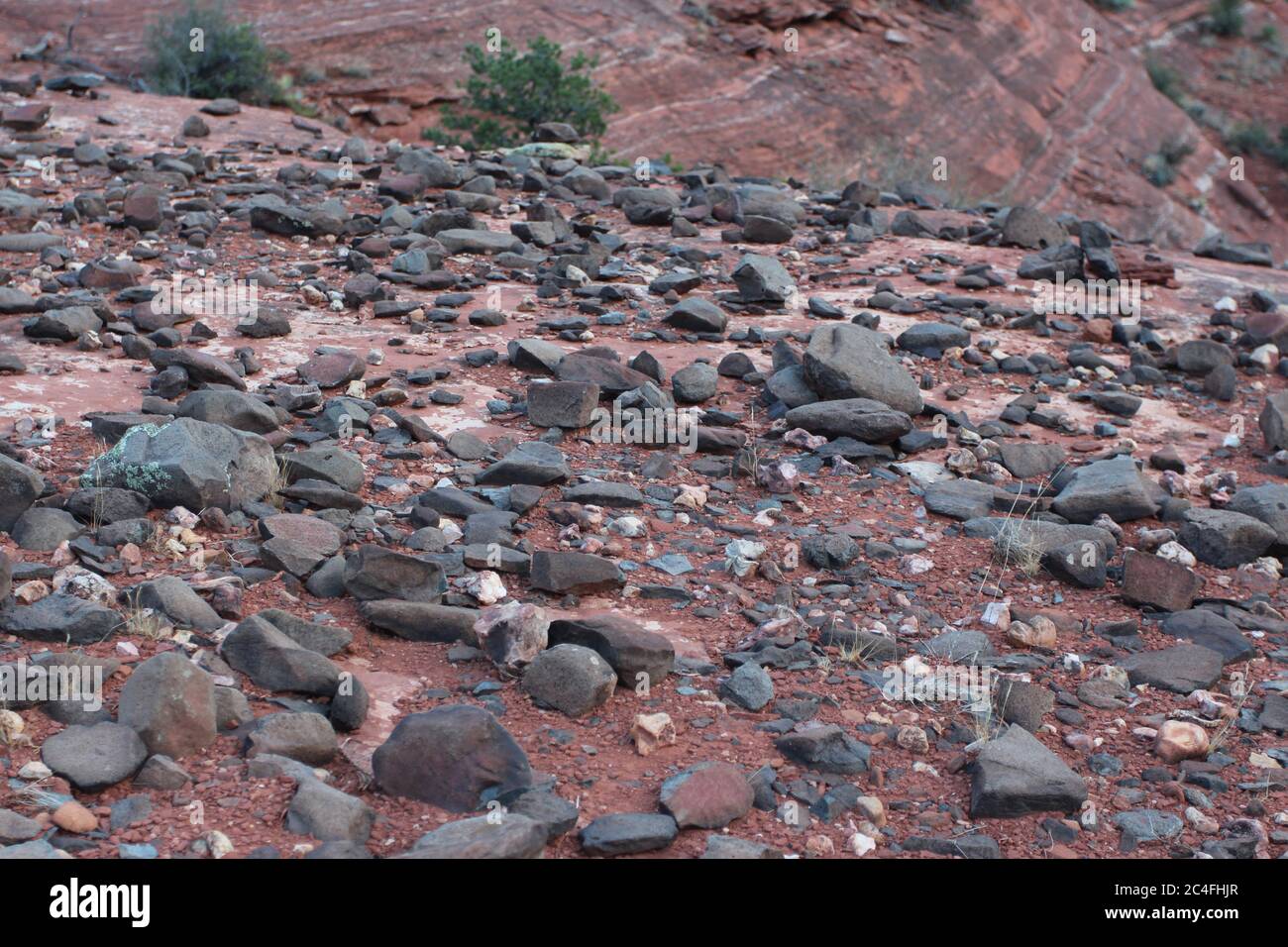 Shale limestone and sandstone hi-res stock photography and images - Alamy