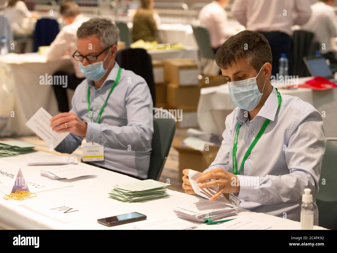 Fianna fail delegates hi-res stock photography and images - Alamy