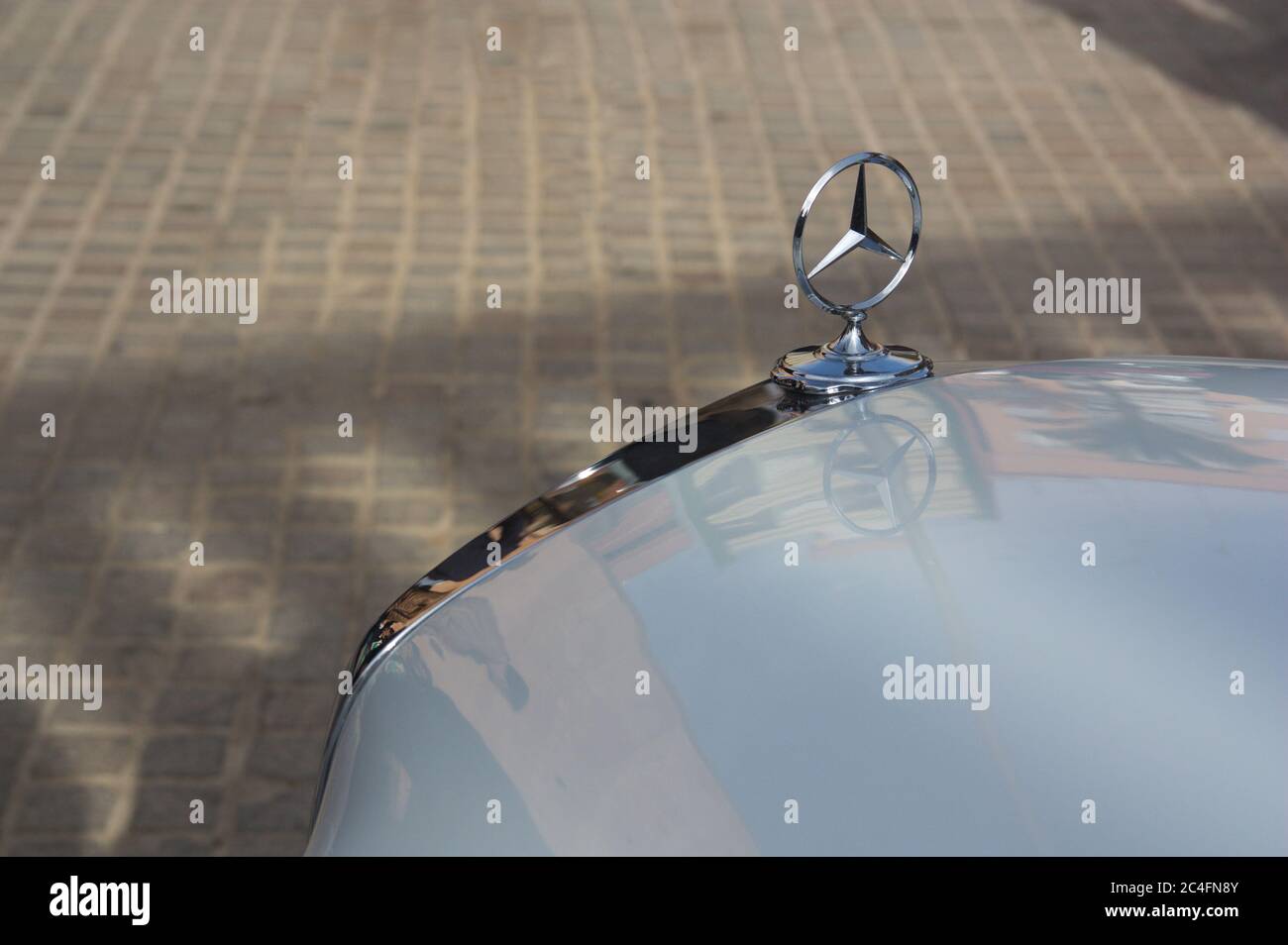 Mercedes benz logo history hi-res stock photography and images - Alamy