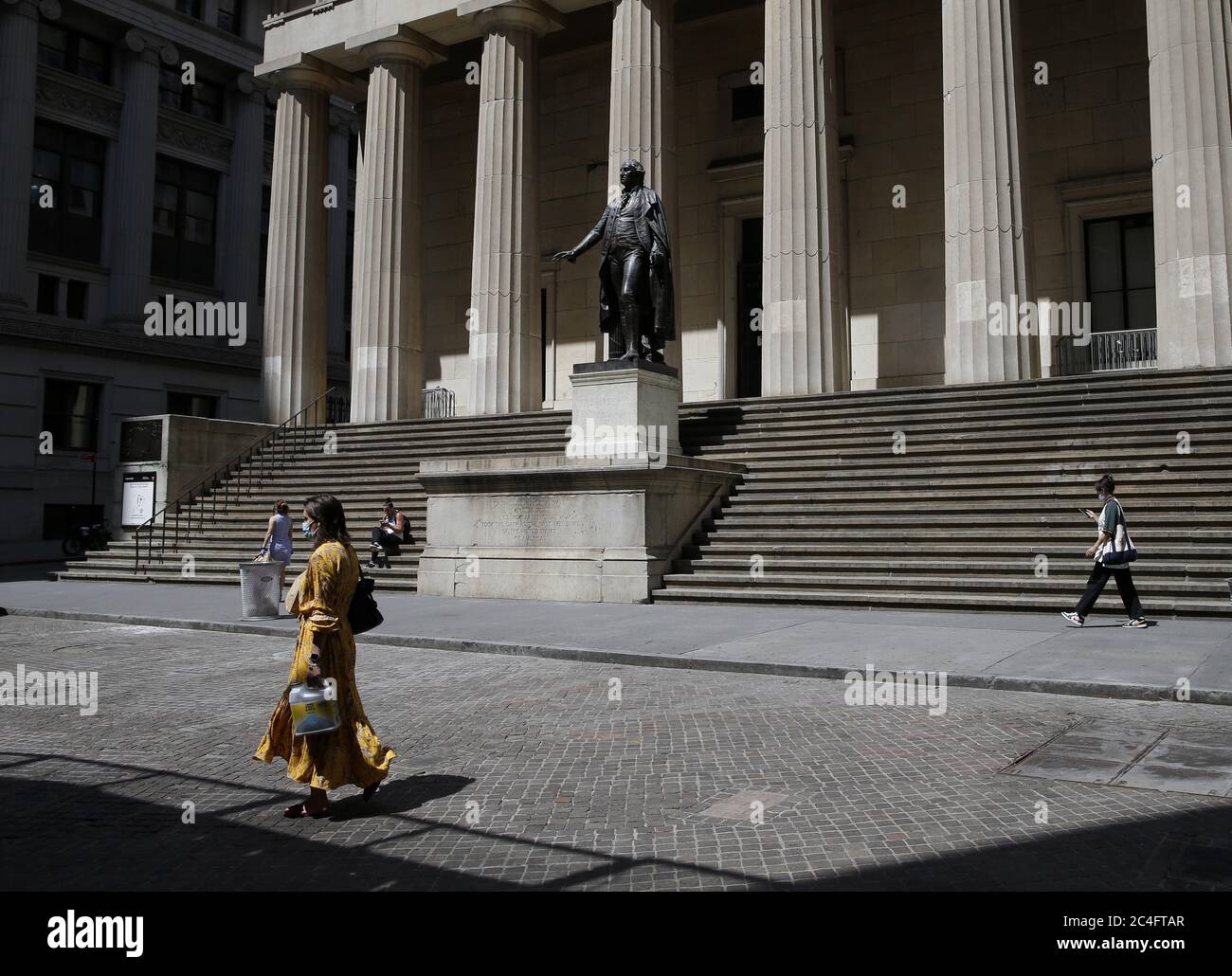 George washington statue removed hi-res stock photography and images ...