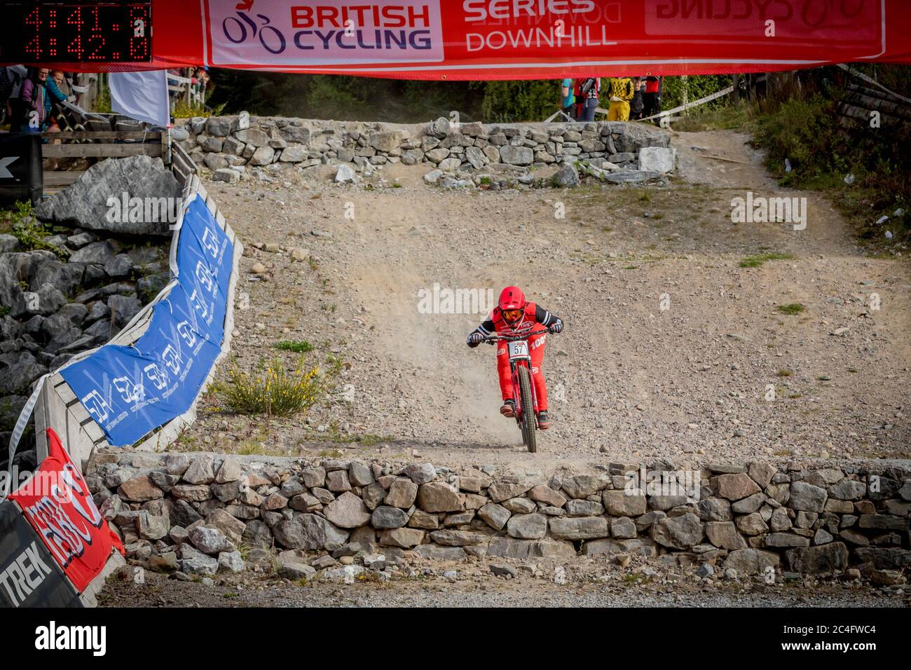 Kade Edwards, Downhill Mountain Bike Racing, Scotland Stock Photo - Alamy