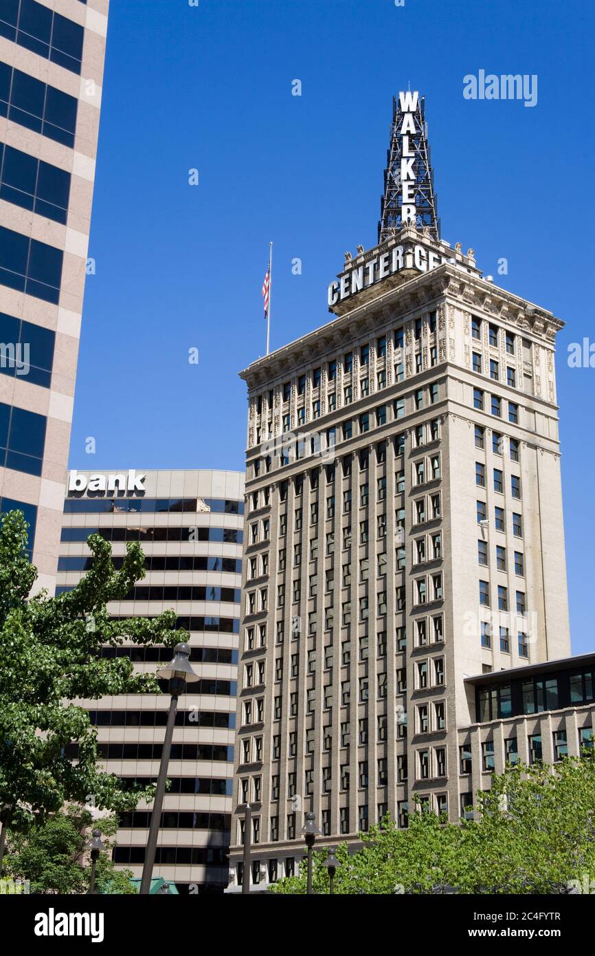 Walker center hi-res stock photography and images - Alamy