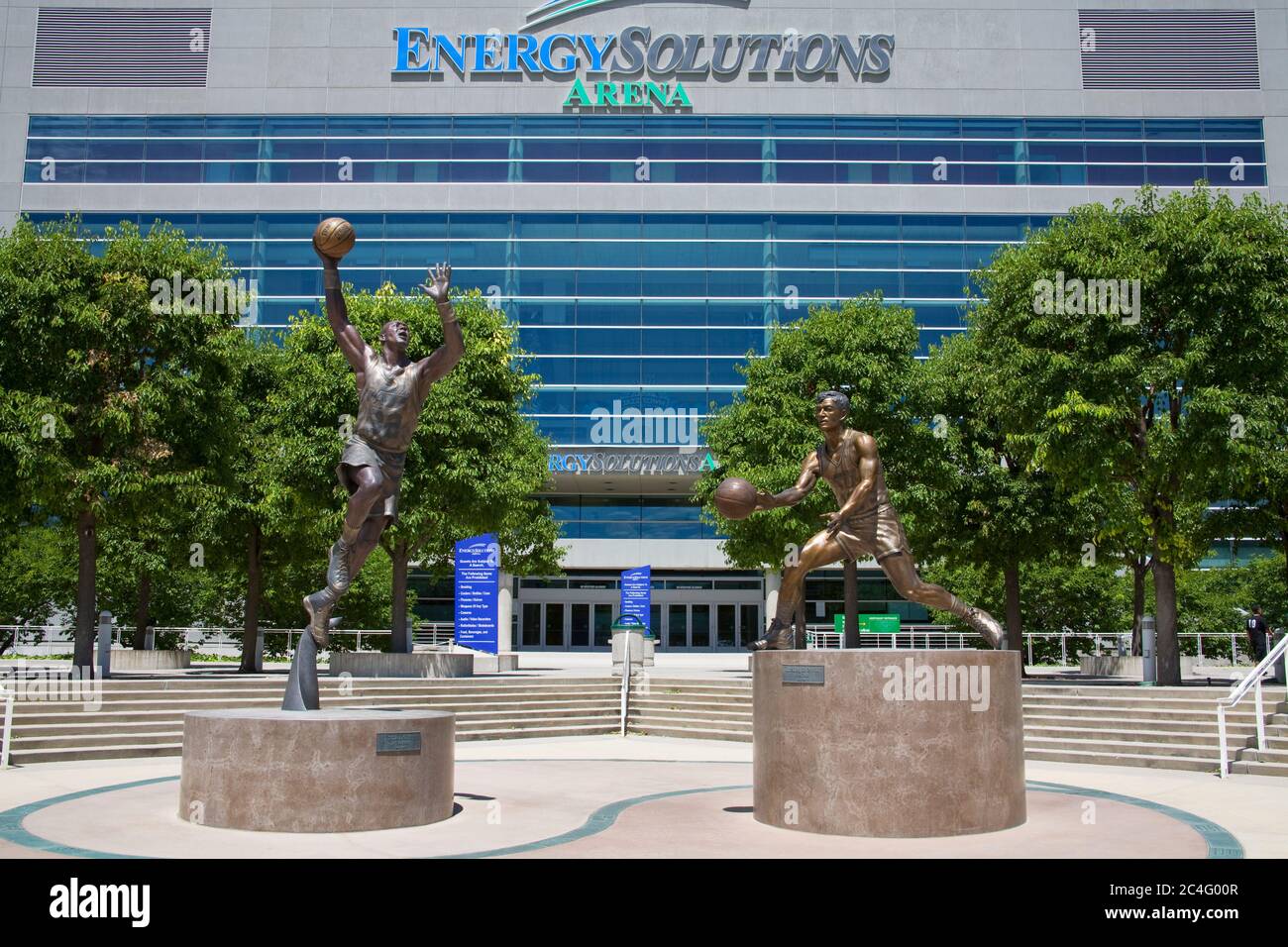 Entertainment solutions hi-res stock photography and images - Alamy