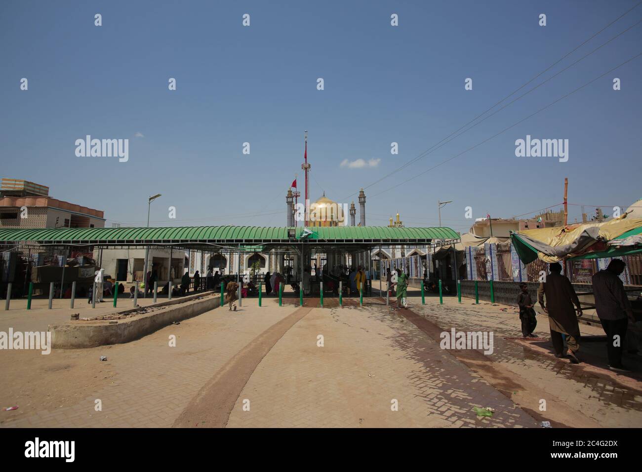 Lal shahbaz qalandar shrine hi-res stock photography and images - Alamy
