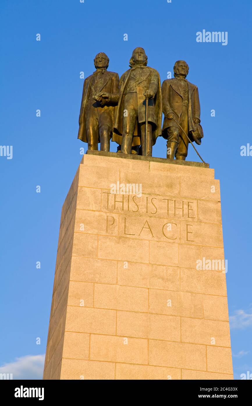 Place monument hi-res stock photography and images - Alamy