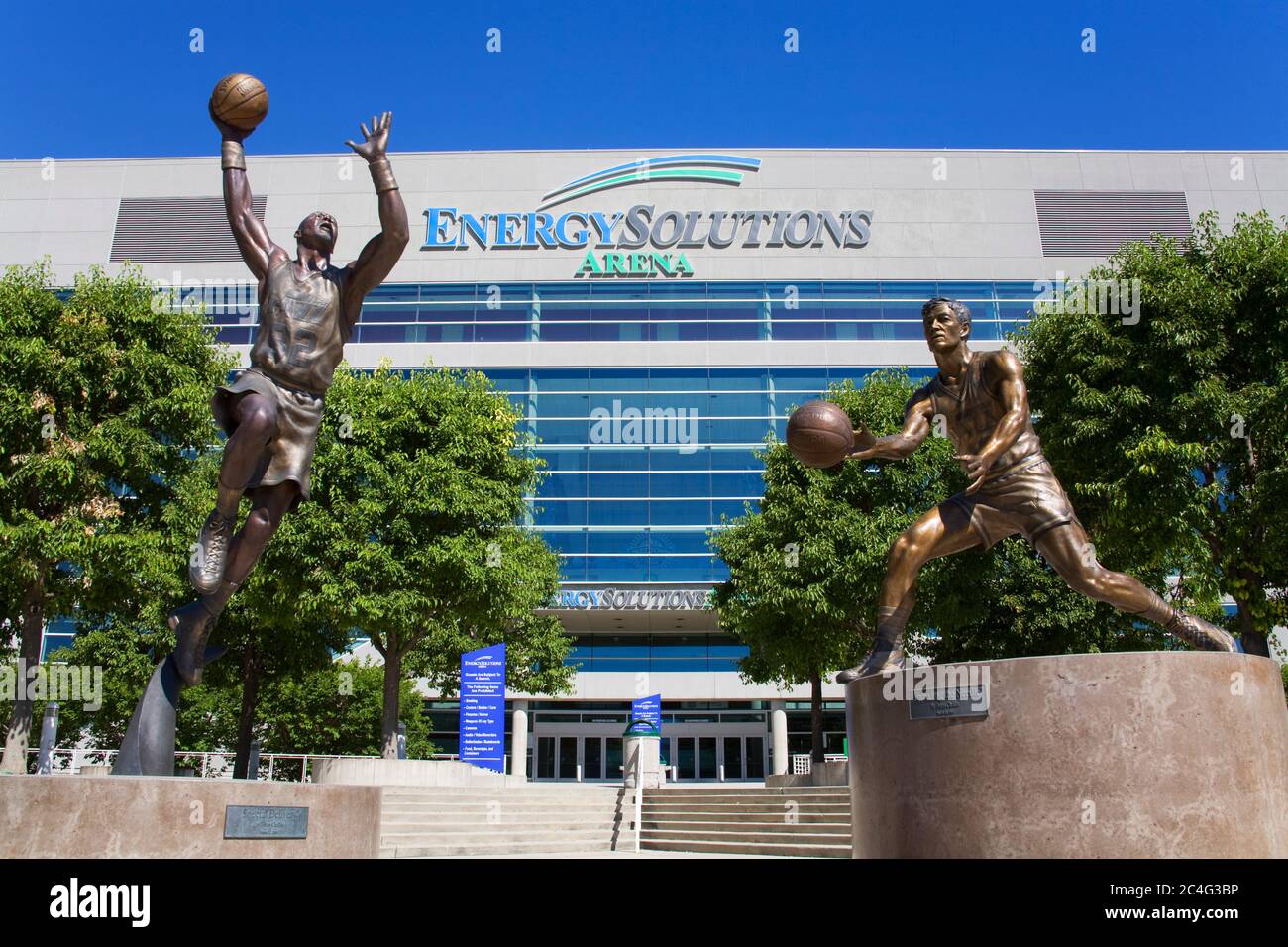 Downtown delivery solutions hi-res stock photography and images - Alamy