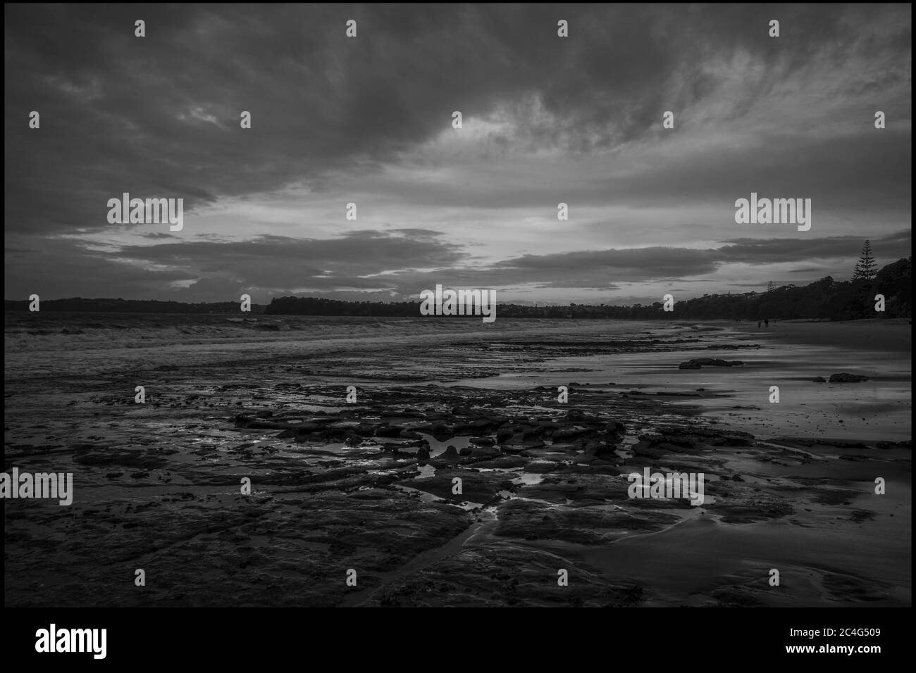 Stanmore Bay beach Auckland New Zealand on a wet Friday afternoon ...