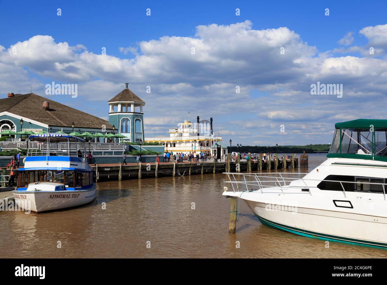 Riverfront Marina, Alexandria, Virginia, USA Stock Photo - Alamy
