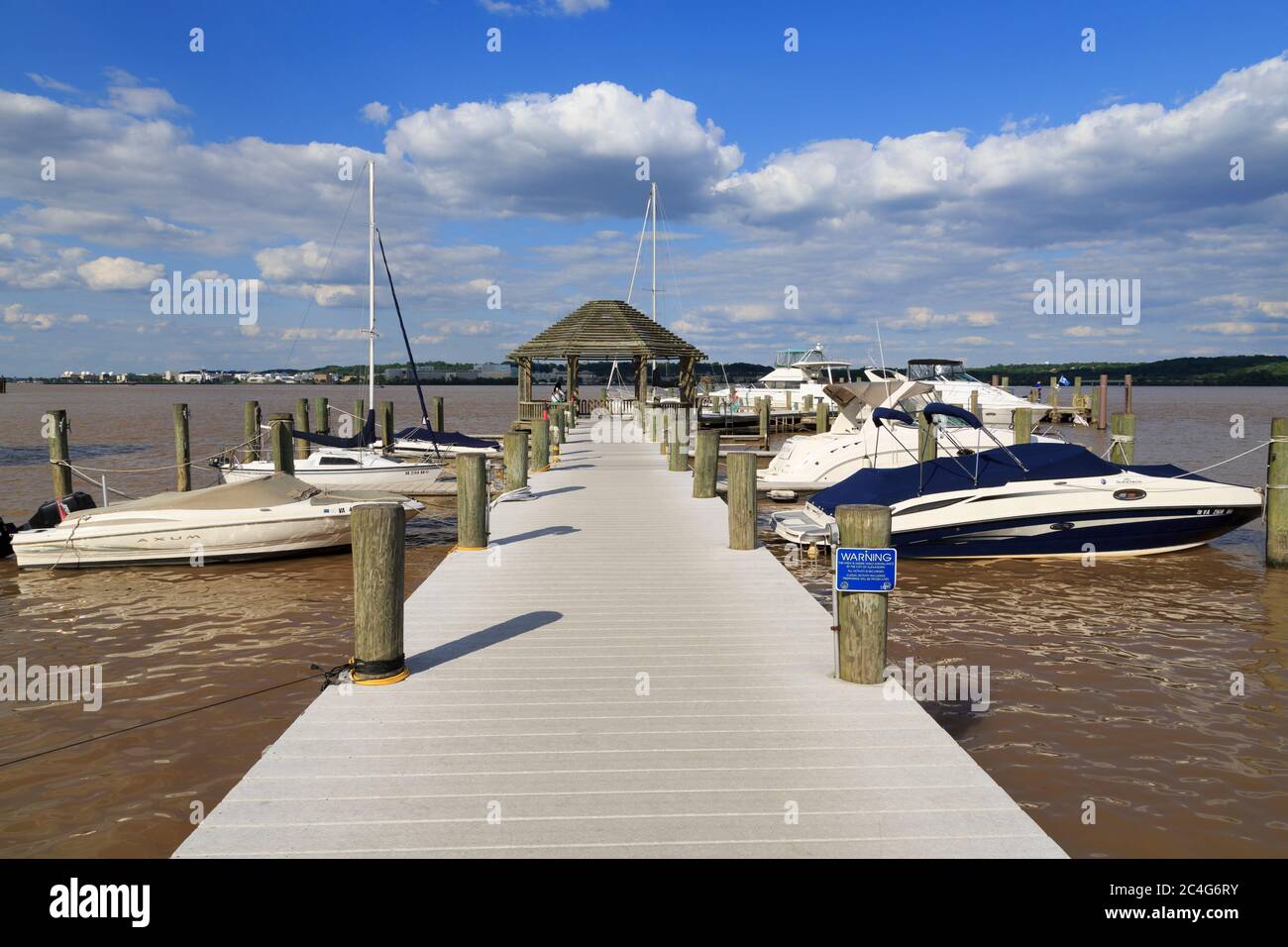 Riverfront Marina, Alexandria, Virginia, USA Stock Photo - Alamy