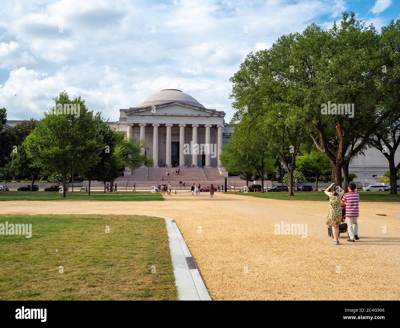 Federal government building hi-res stock photography and images - Alamy