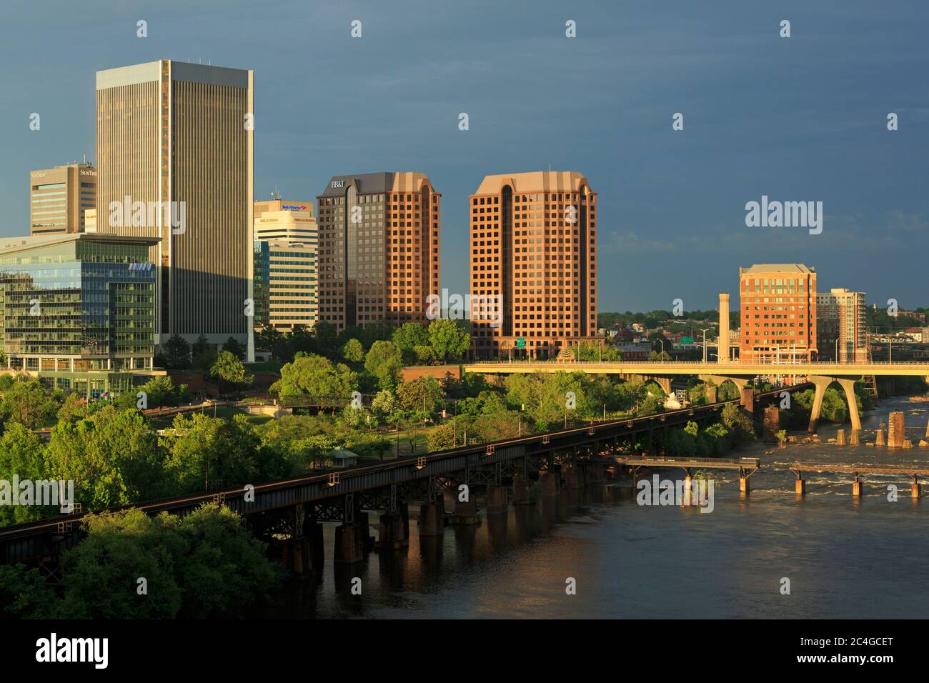 Richmond virginia usa downtown skyline hi-res stock photography and ...