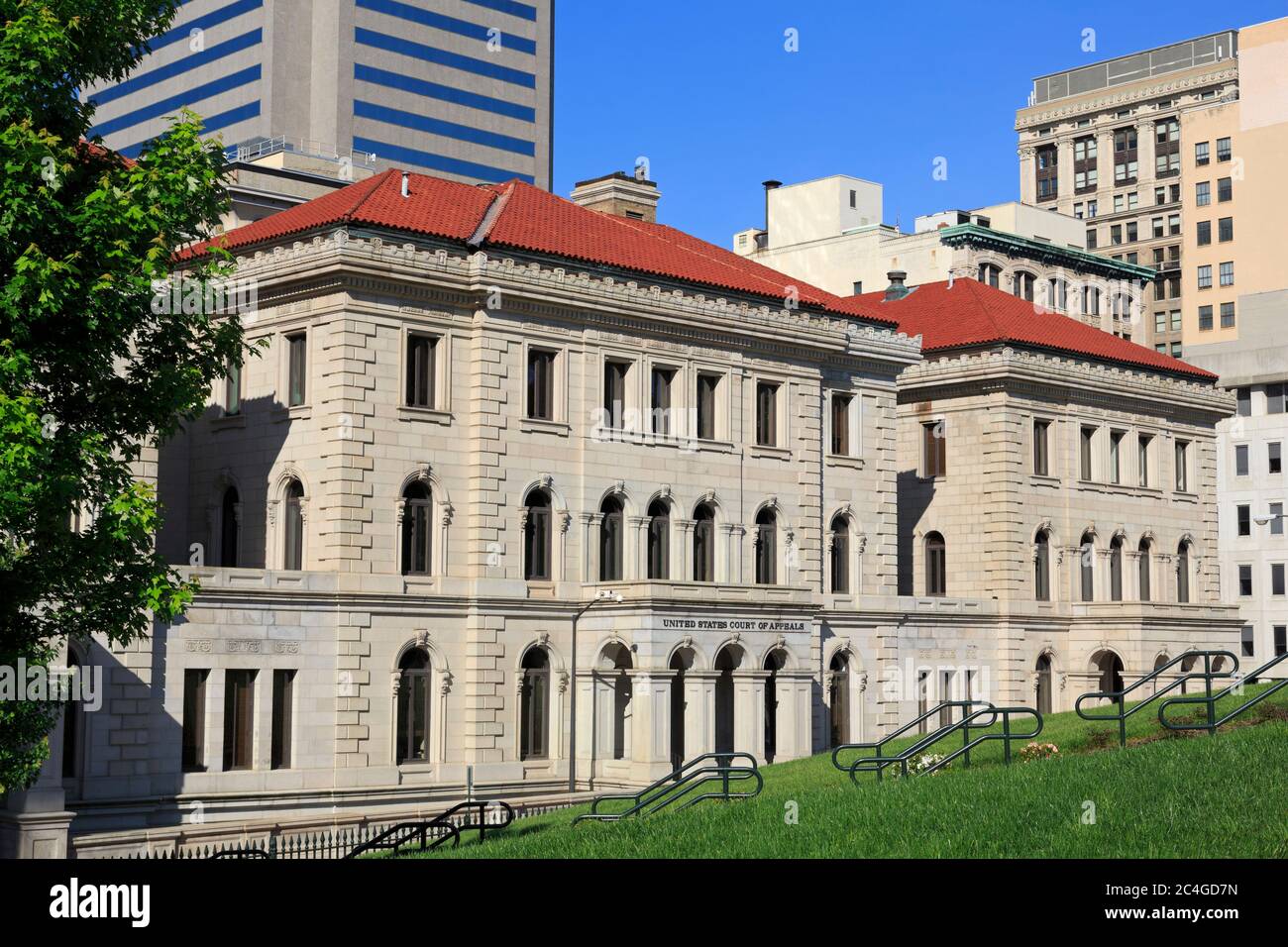 Virginia state capitol building richmond hi-res stock photography and images - Alamy