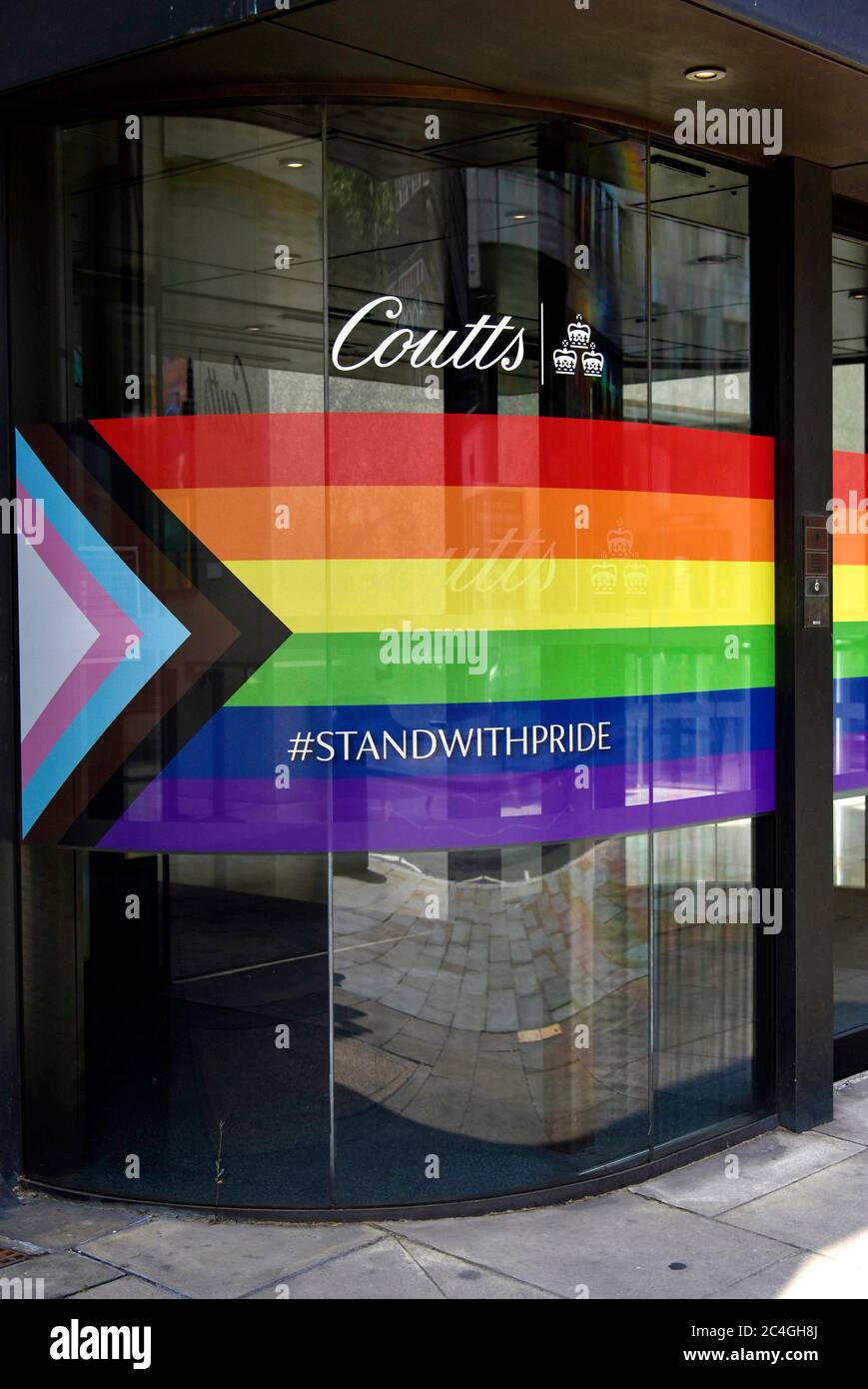 Coutts private bank hi-res stock photography and images - Alamy