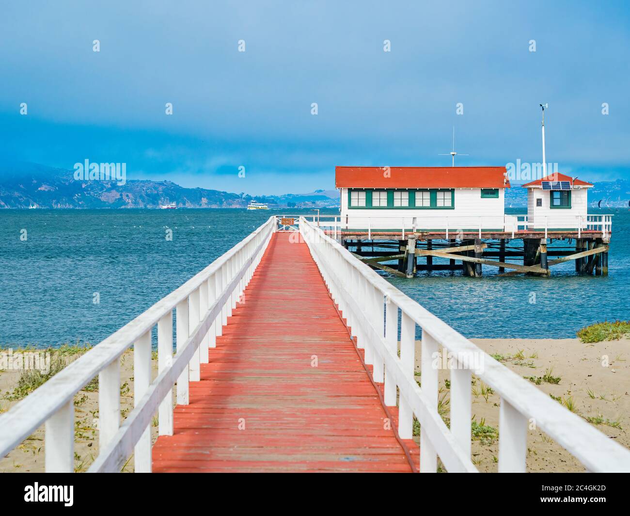 San Francisco, California, The Marina District neighborhood, beach and ...