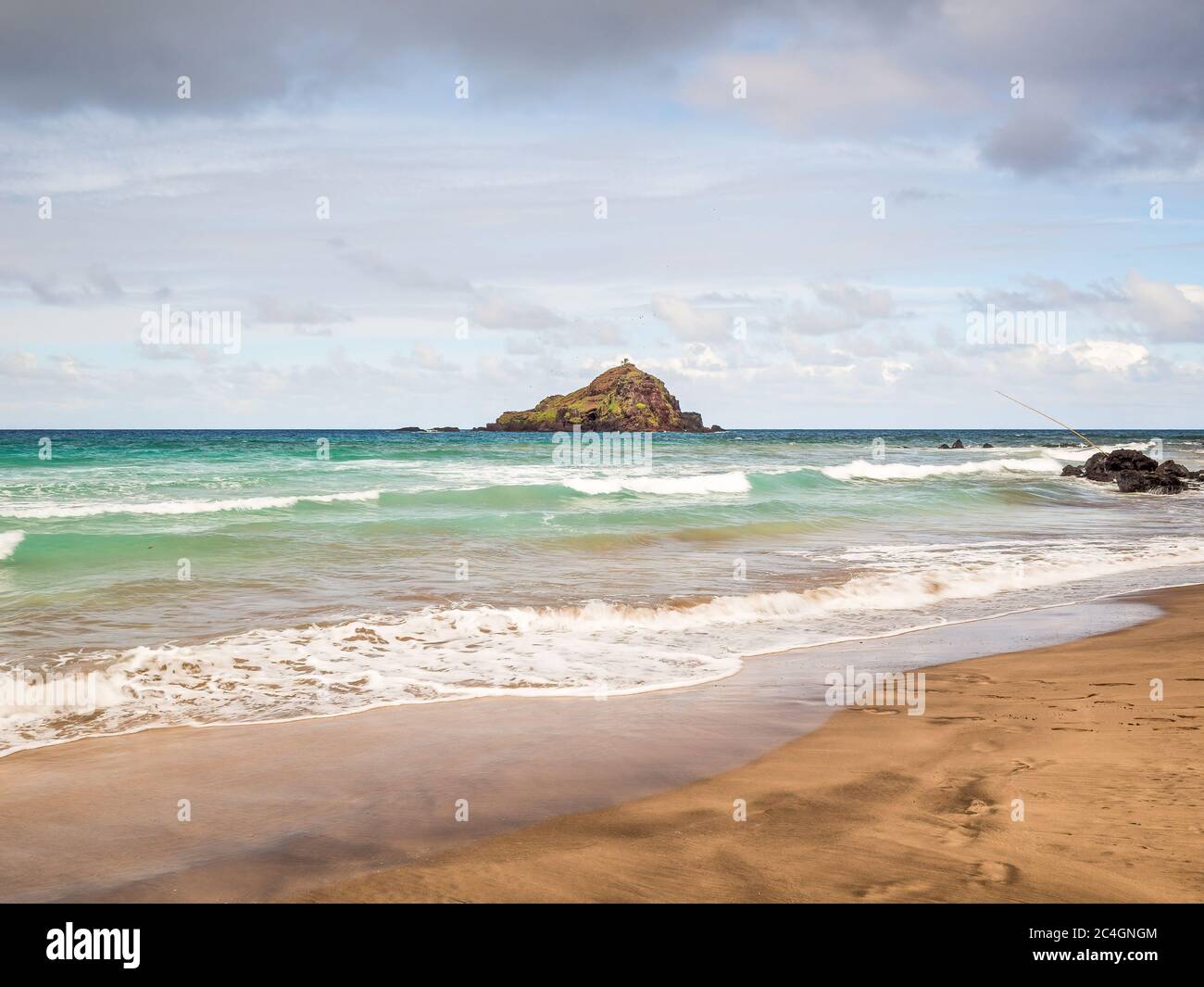Koki Beach Park, Maui. The dark red sand at Koki Beach produced by Ka ...