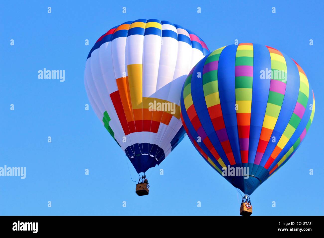 Hot air balloons lifting sky hi-res stock photography and images - Alamy