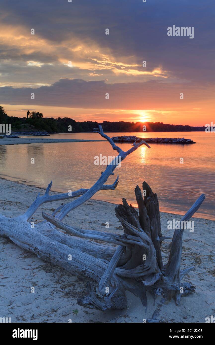 Beach in Yorktown, Virginia, USA Stock Photo - Alamy