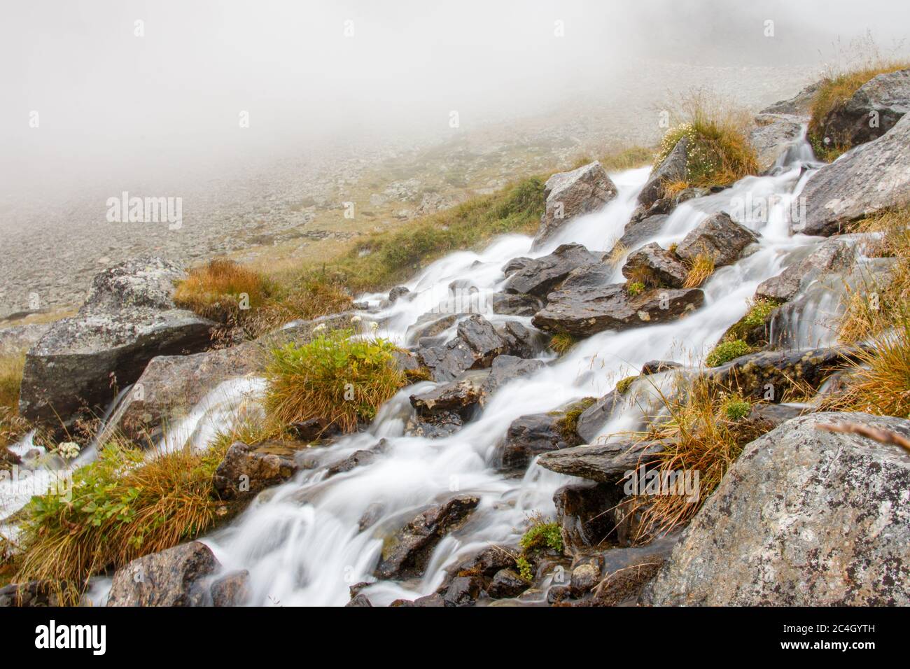 Fliessend hi-res stock photography and images - Alamy