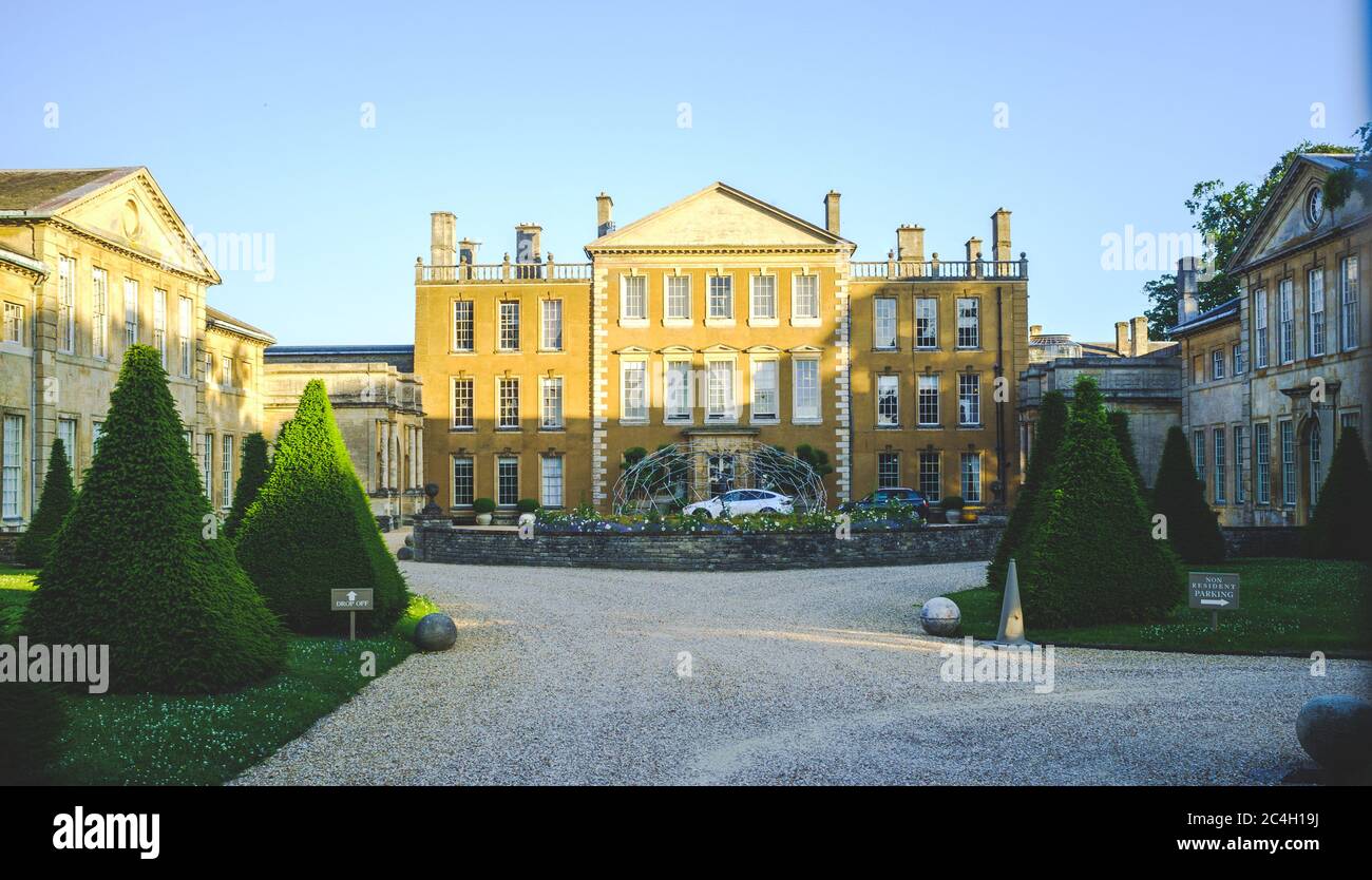Aynhoe hall hi-res stock photography and images - Alamy