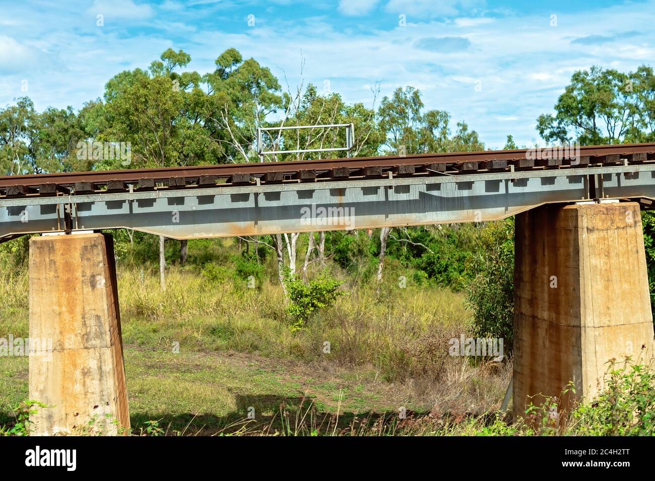 Metal fence across tracks hi-res stock photography and images - Alamy