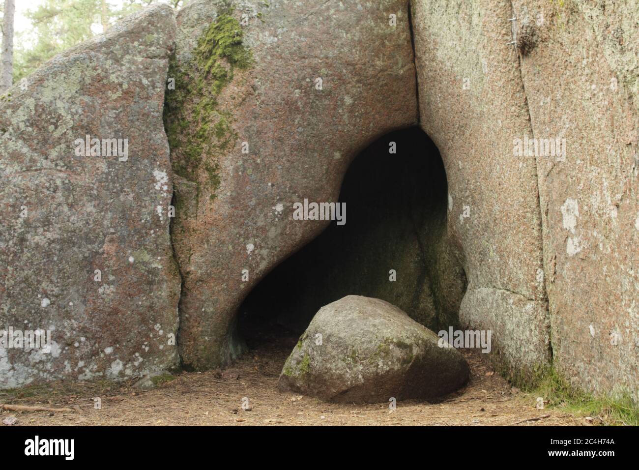 Högberget cave in Kirkkonummi, Finland Stock Photo - Alamy