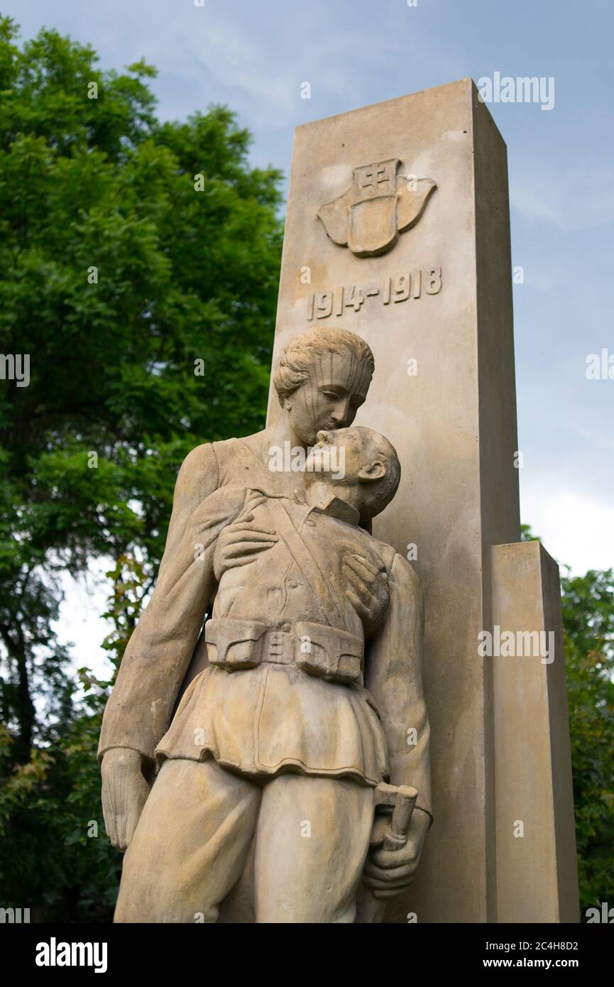 Pieta from first world war - mother / wife is mourning and holding dead ...