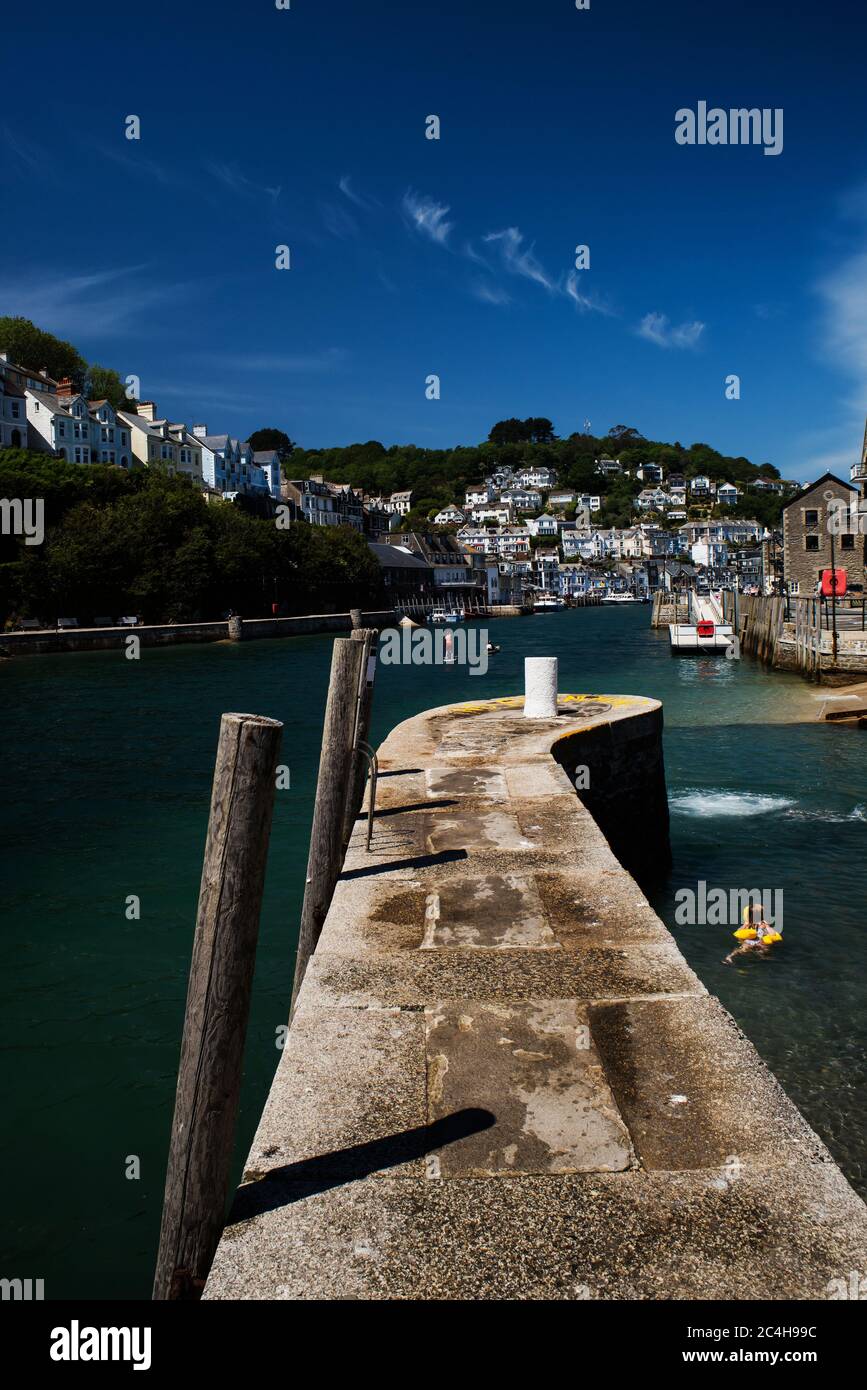 View of River Looe - LOOE, Cornwall, England Stock Photo - Alamy