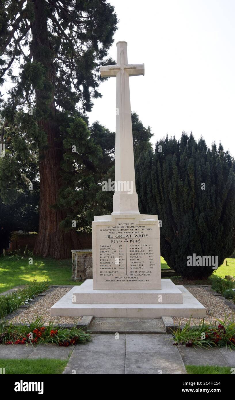 Memorial to the dead of both world wars hi-res stock photography and ...