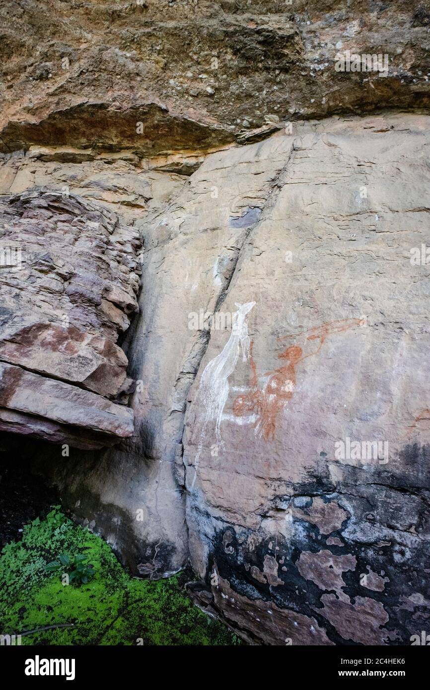 Aboriginal pictographs hi-res stock photography and images - Alamy