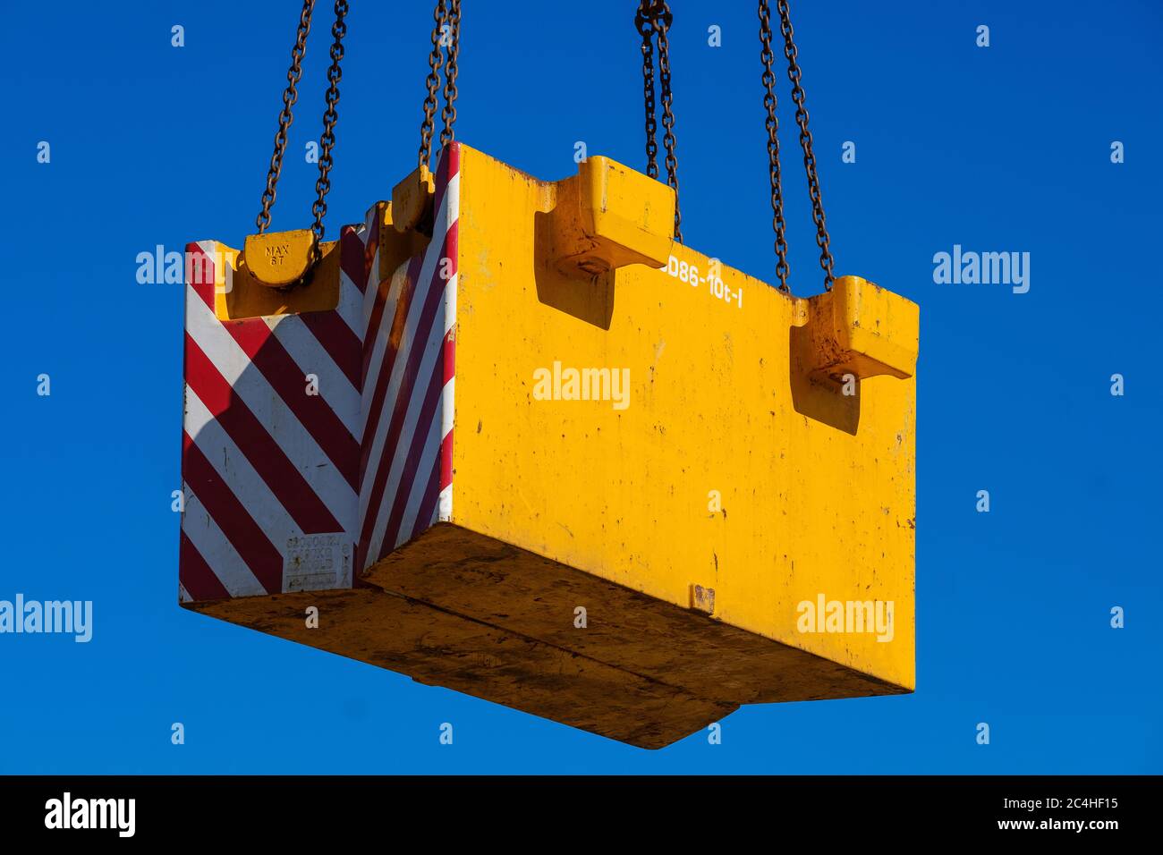 Mobile crane arm hi-res stock photography and images - Alamy