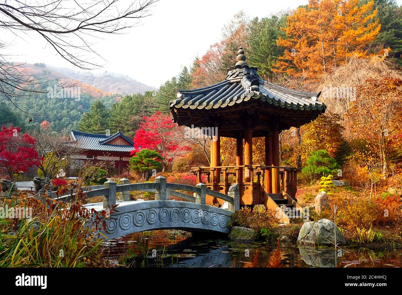 Pavilion asia hi-res stock photography and images - Alamy