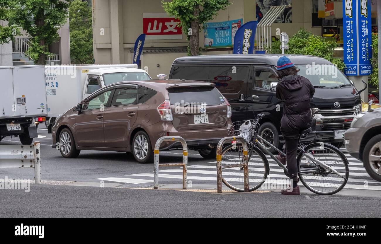 Delivery bike japan hi-res stock photography and images - Alamy